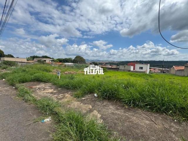 Lote / Terreno à venda em Varginha, no bairro Vila Bitencourt