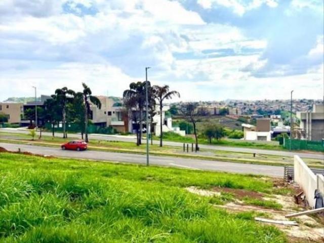 Lote / Terreno à venda em Vespasiano, no bairro Alphaville Vespasiano