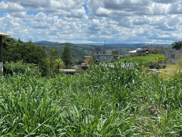 Lote / Terreno à venda em Vespasiano, no bairro Gran Park