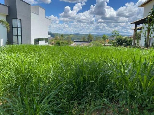 Lote / Terreno à venda em Vespasiano, no bairro Gran Park
