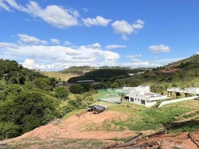 Lote / Terreno à venda em Viçosa, no bairro Centro