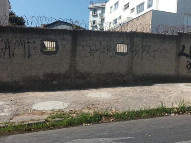 Lote / Terreno à venda em Belo Horizonte, no bairro Copacabana