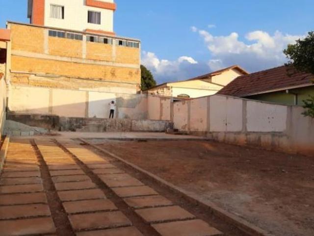Lote / Terreno à venda em Belo Horizonte, no bairro Cardoso