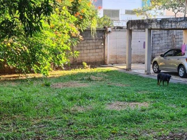 Lote / Terreno à venda em Belo Horizonte, no bairro Castelo