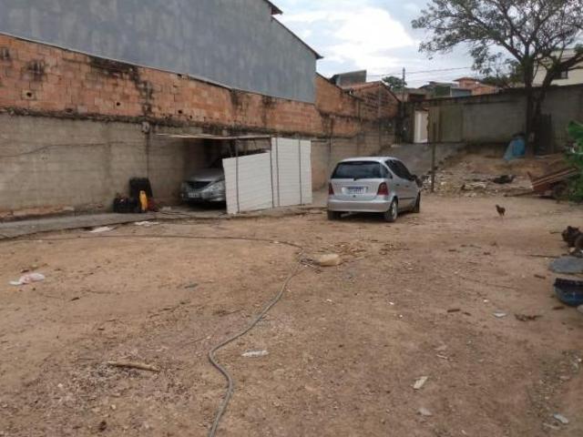 Lote / Terreno à venda em Belo Horizonte, no bairro Céu Azul