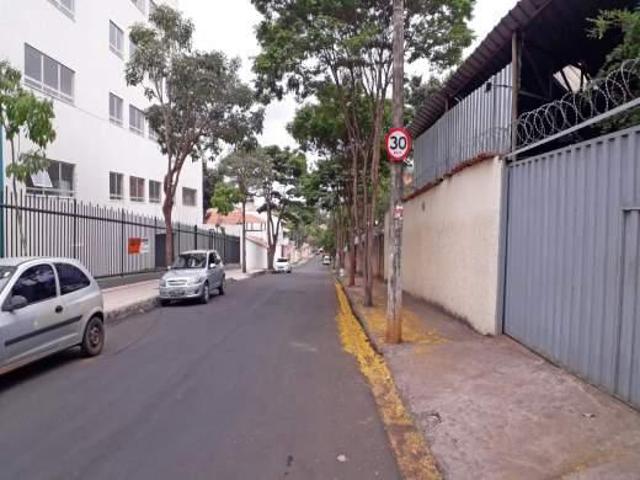 Lote / Terreno à venda em Belo Horizonte, no bairro Cinquentenario