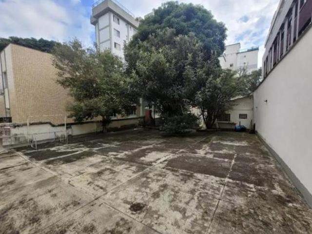 Lote / Terreno à venda em Belo Horizonte, no bairro Cruzeiro