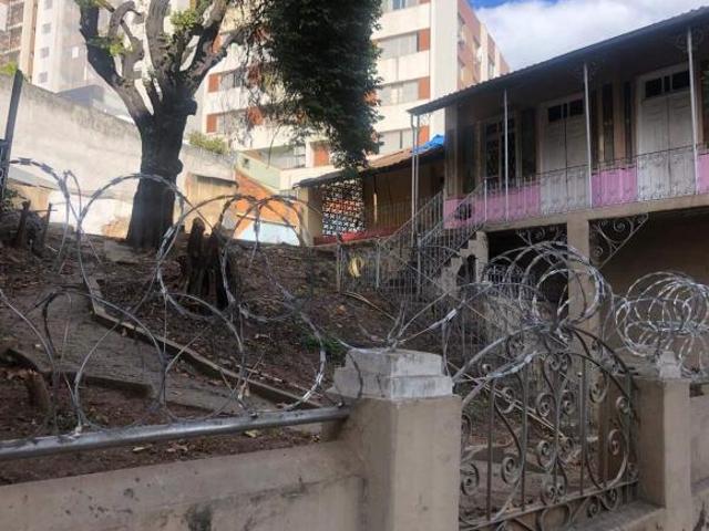 Lote / Terreno à venda em Belo Horizonte, no bairro Cruzeiro