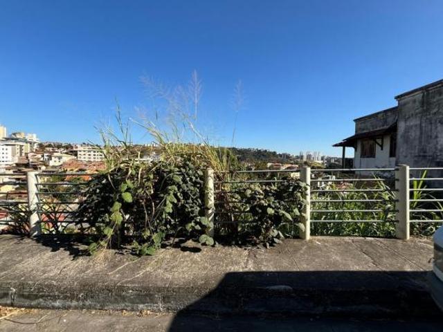 Lote / Terreno à venda em Belo Horizonte, no bairro Alto Caiçaras