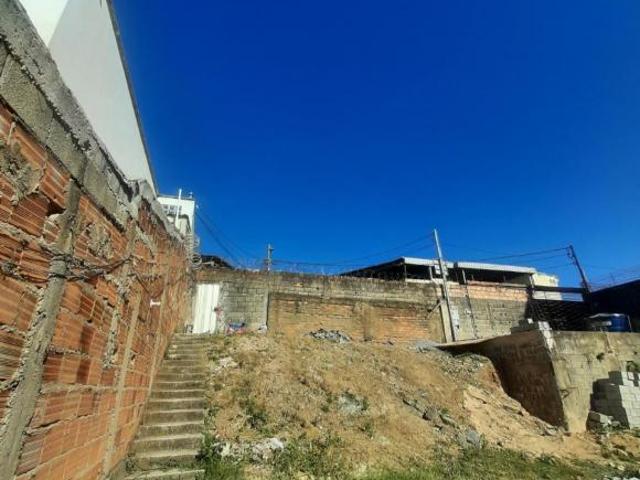 Lote / Terreno à venda em Belo Horizonte, no bairro Aparecida