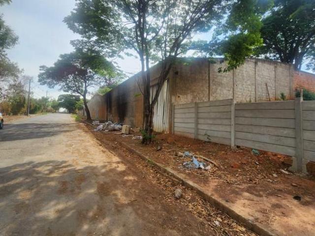 Lote / Terreno à venda em Belo Horizonte, no bairro Bandeirantes