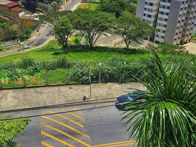 Lote / Terreno à venda em Belo Horizonte, no bairro Buritis