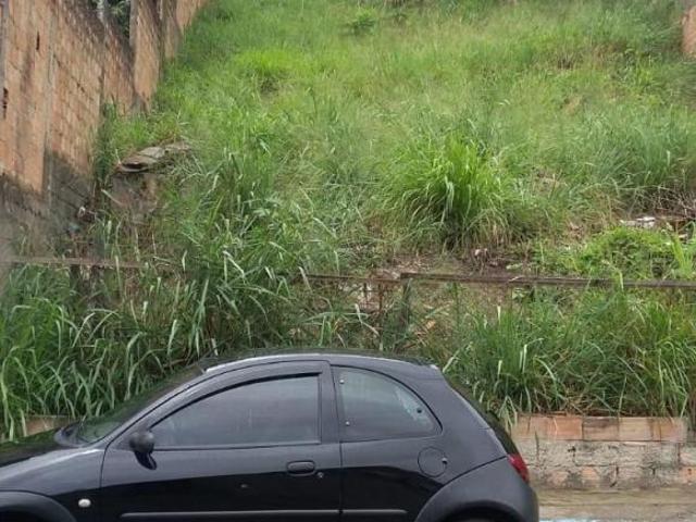 Lote / Terreno à venda em Belo Horizonte, no bairro Engenho Nogueira