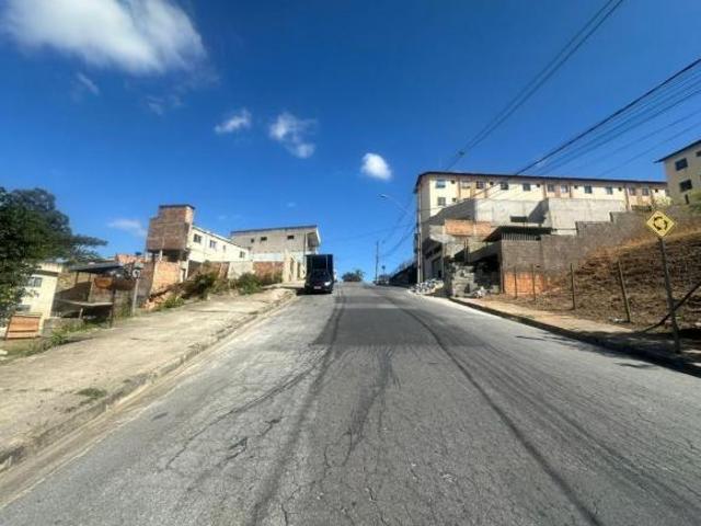 Lote / Terreno à venda em Belo Horizonte, no bairro Jardim Vitória