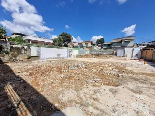 Lote / Terreno à venda em Belo Horizonte, no bairro Lindéia