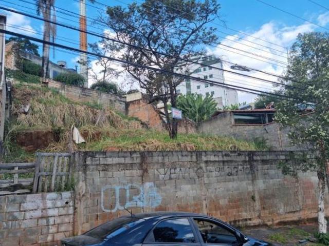 Lote / Terreno à venda em Belo Horizonte, no bairro Manacás
