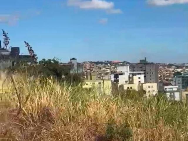 Lote / Terreno à venda em Belo Horizonte, no bairro Manacás