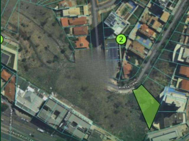 Lote / Terreno à venda em Belo Horizonte, no bairro Santa Lúcia