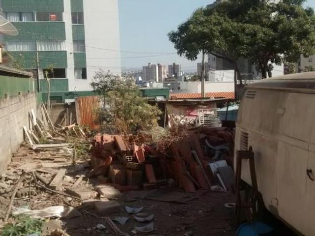 Lote / Terreno à venda em Belo Horizonte, no bairro Padre Eustáquio
