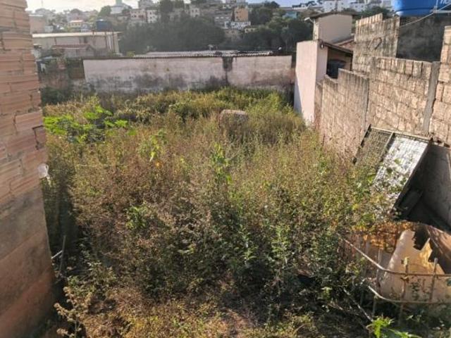 Lote / Terreno à venda em Belo Horizonte, no bairro Universitário