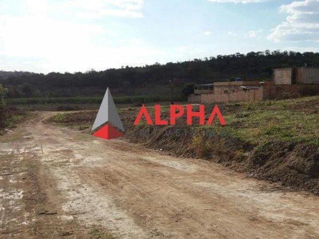 Lote / Terreno à venda em Betim, no bairro Dona Graziela
