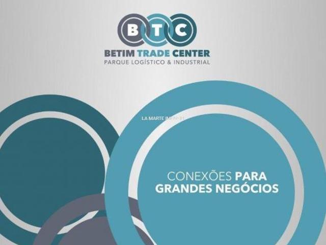 Lote / Terreno à venda em Betim, no bairro Estância Do Sereno Ptb
