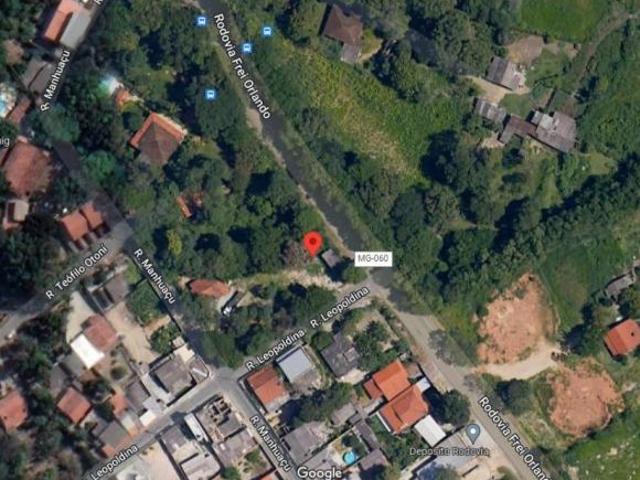 Lote / Terreno à venda em Betim, no bairro Marimbá