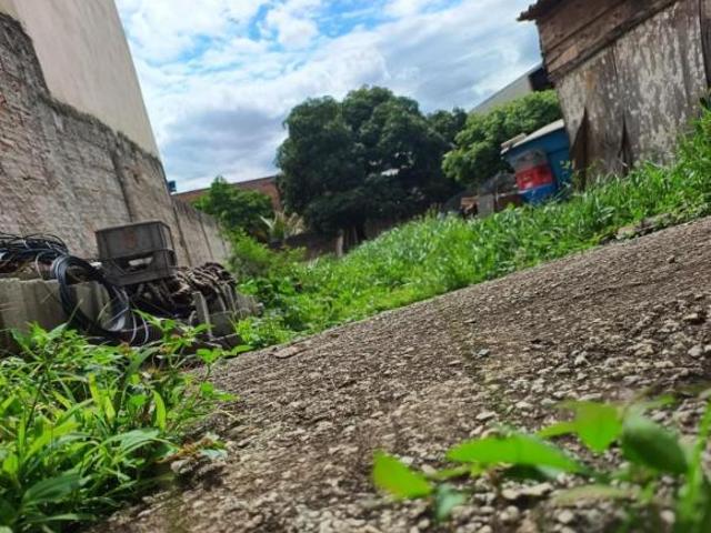 Lote / Terreno à venda em Betim, no bairro São Luiz