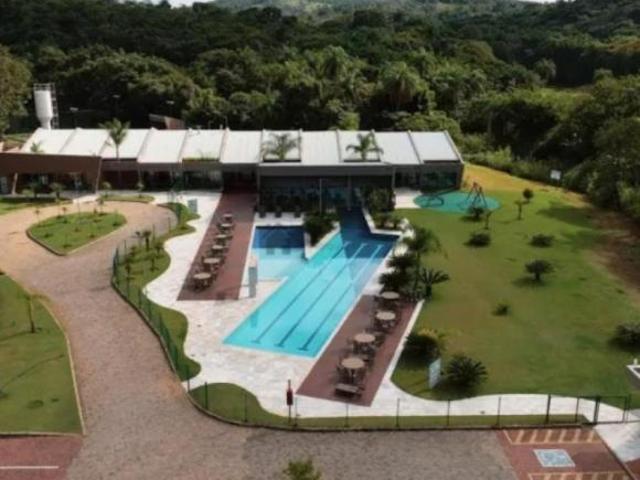 Lote / Terreno à venda em Betim, no bairro Pimentas