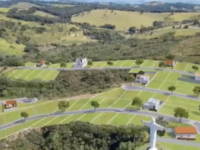 Lote / Terreno à venda em Bonfim, no bairro Morro Do Cristo