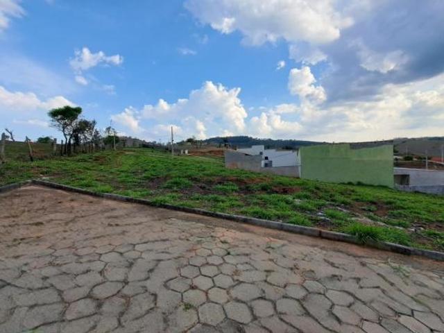 Lote / Terreno à venda em Borda Da Mata, no bairro Santa Rita