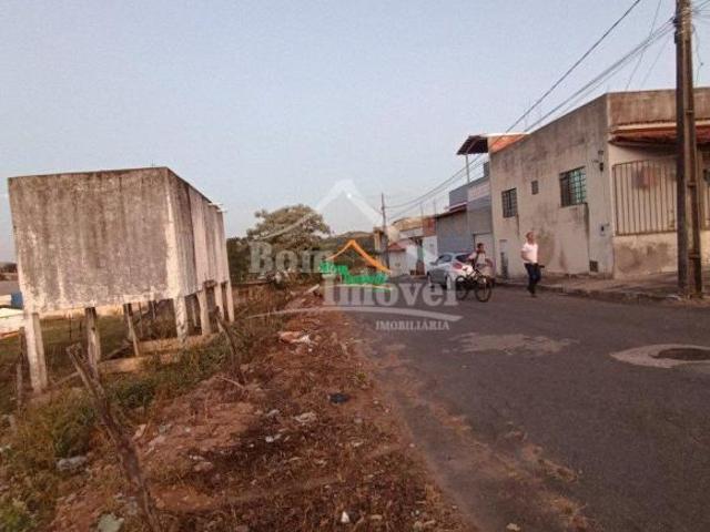 Lote / Terreno à venda em Campo Belo, no bairro Cidade Montesa