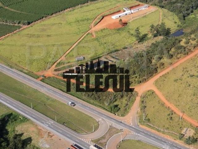 Lote / Terreno à venda em Carmo Da Cachoeira, no bairro Zona Rural