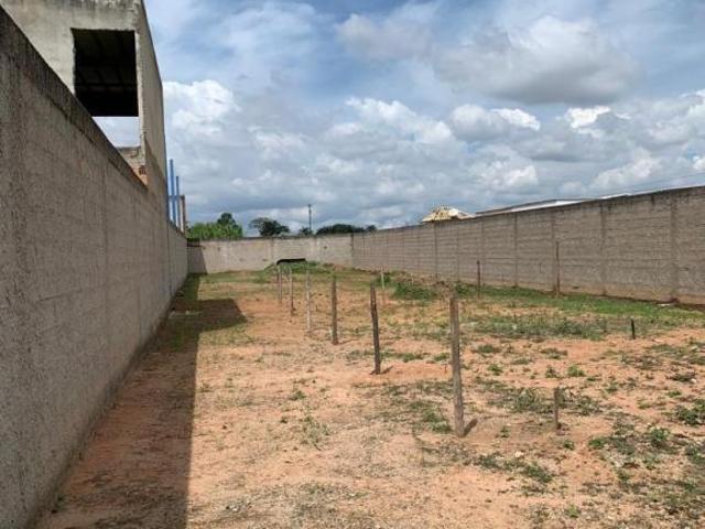 Lote / Terreno à venda em Contagem, no bairro Chácara Contagem