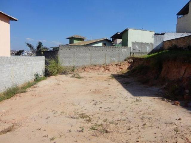 Lote / Terreno à venda em Contagem, no bairro Arvoredo Ii