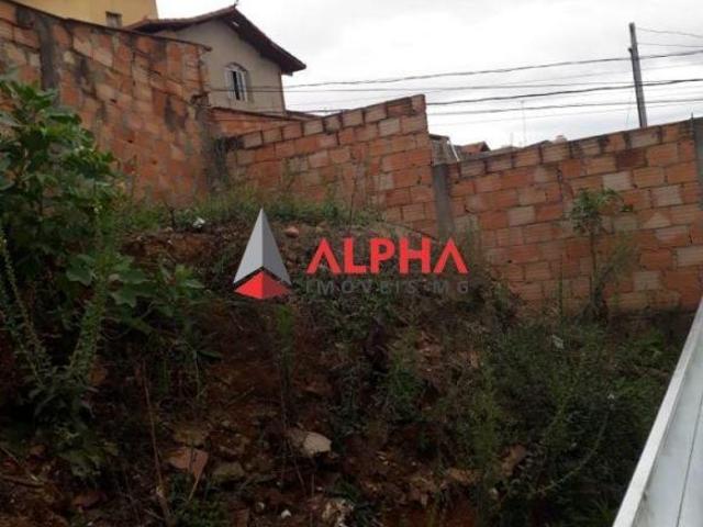 Lote / Terreno à venda em Contagem, no bairro Jardim Industrial