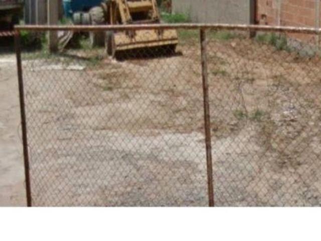 Lote / Terreno à venda em Contagem, no bairro Oitis