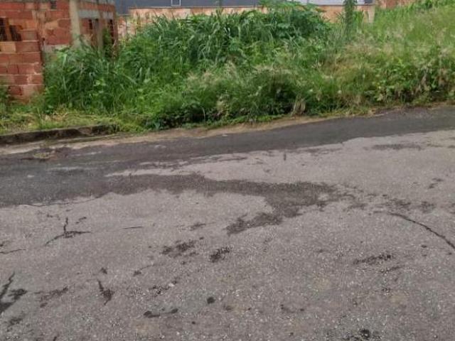 Lote / Terreno à venda em Contagem, no bairro Lua Nova Da Pampulha
