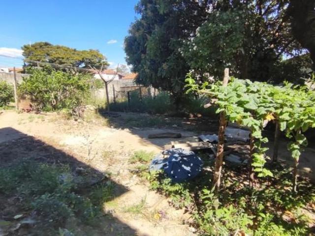 Lote / Terreno à venda em Contagem, no bairro Novo Progresso