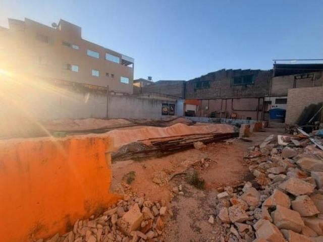 Lote / Terreno à venda em Contagem, no bairro Parque Ayrton Senna