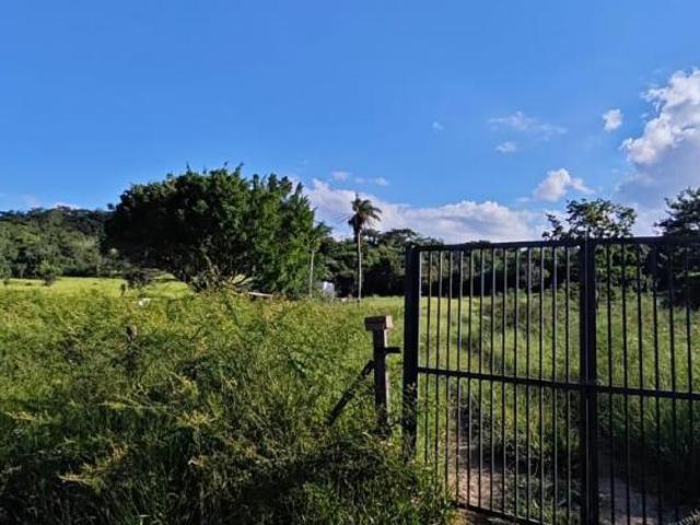 Lote / Terreno à venda em Confins, no bairro Balneário Lagoa Dos Mares