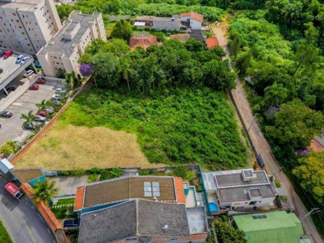 Lote / Terreno à venda em Cotia, no bairro Parque Rincão