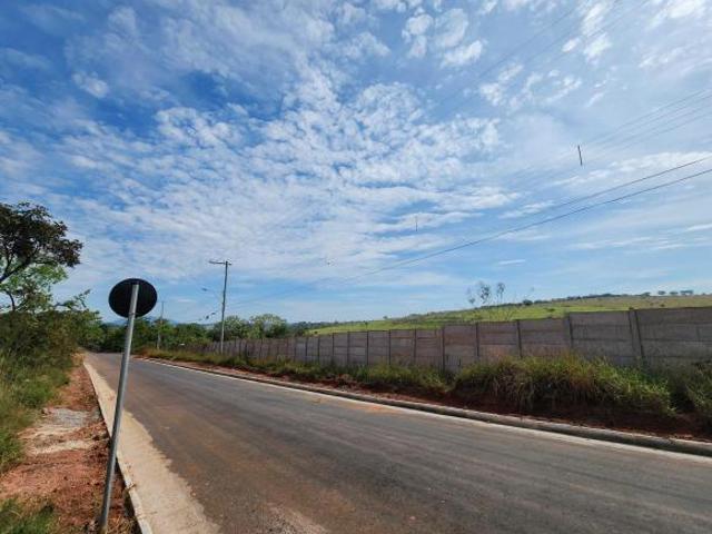 Lote / Terreno à venda em Igarapé, no bairro Recanto Do Igarapé