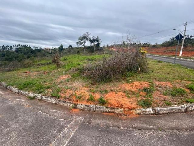 Lote / Terreno à venda em Itabirito, no bairro Lagoa Park