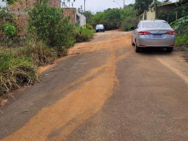 Lote / Terreno à venda em Juatuba, no bairro Vila Maria Regina