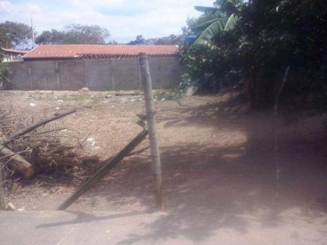 Lote / Terreno à venda em Juatuba, no bairro Samambai