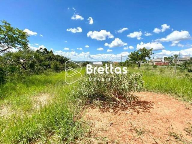 Lote / Terreno à venda em Lavras, no bairro Alta Villa Lavras
