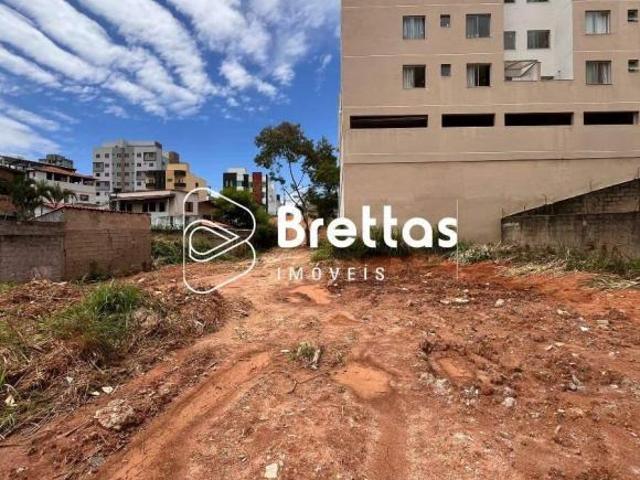 Lote / Terreno à venda em Lavras, no bairro Centenário