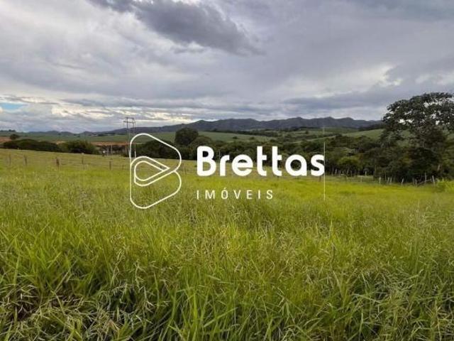 Lote / Terreno à venda em Lavras, no bairro Vila Da Serra