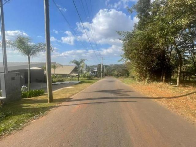 Lote / Terreno à venda em Mário Campos, no bairro Centro